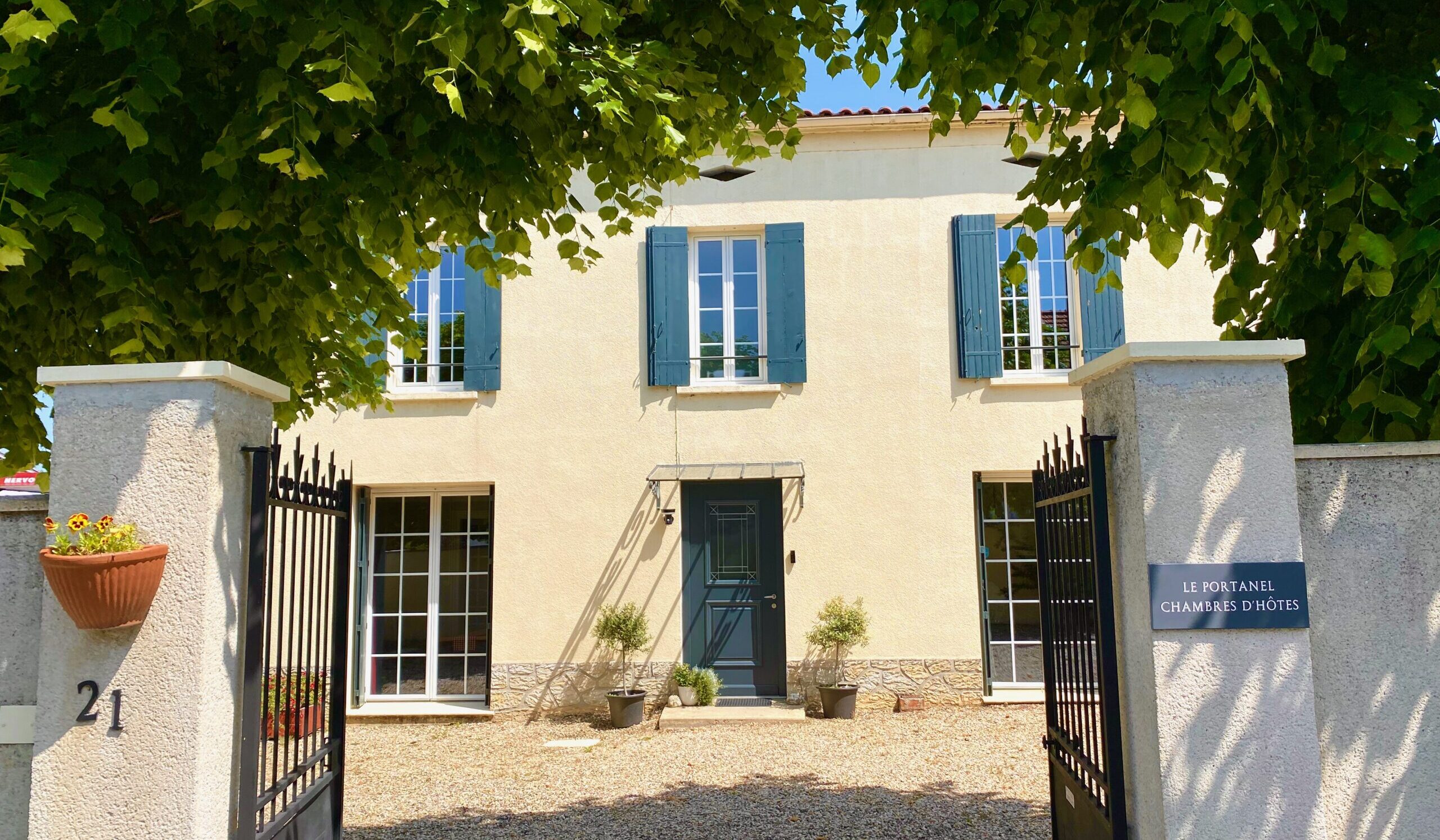 Le Portanel Eymet - Chambres d'hôtes Bed and Breakfast